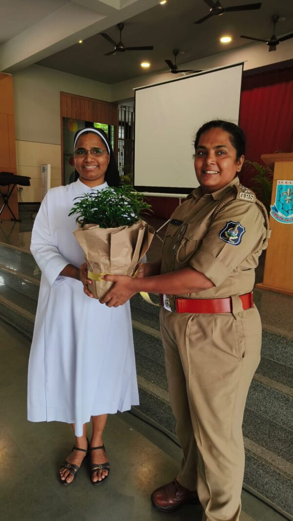 Gallery – Lourdes Convent School – CBSE